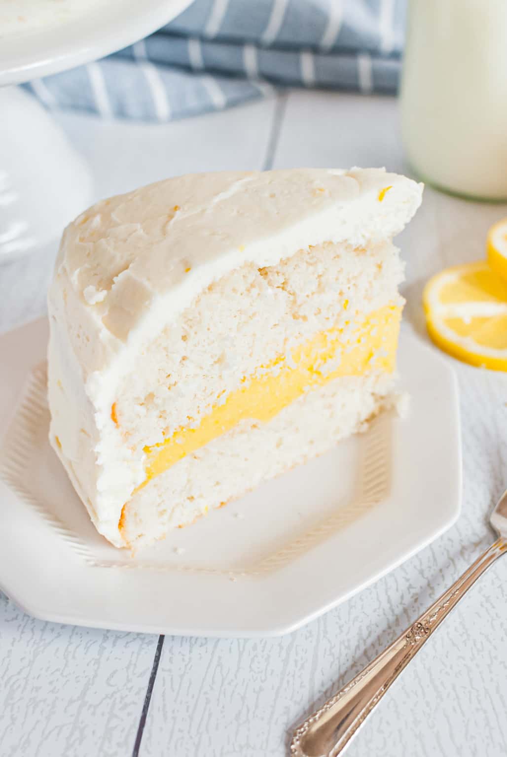 White Cake with Lemon Filling and Lemon Cream Cheese Frosting Recipe ...