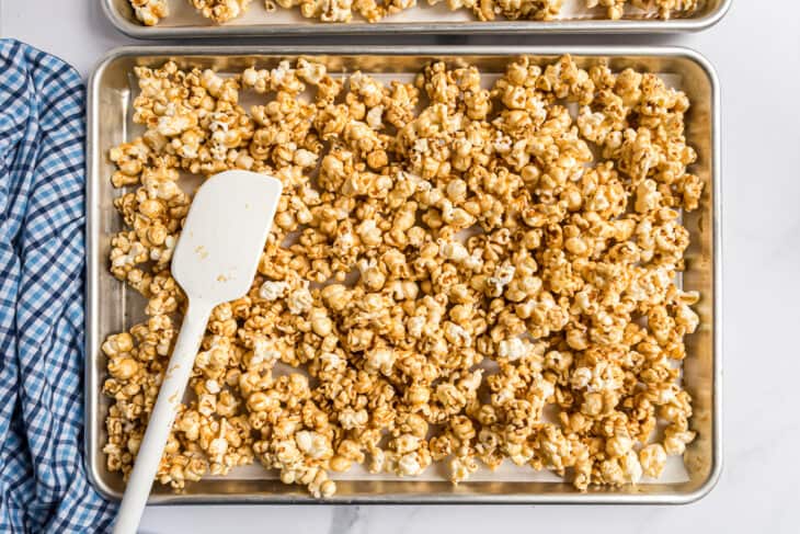 Homemade Caramel Corn