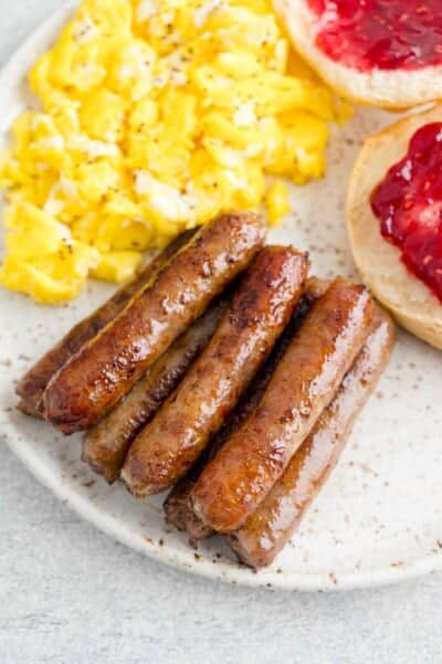 How to Cook Breakfast Sausage Links (Stovetop, Oven & Air Fryer)